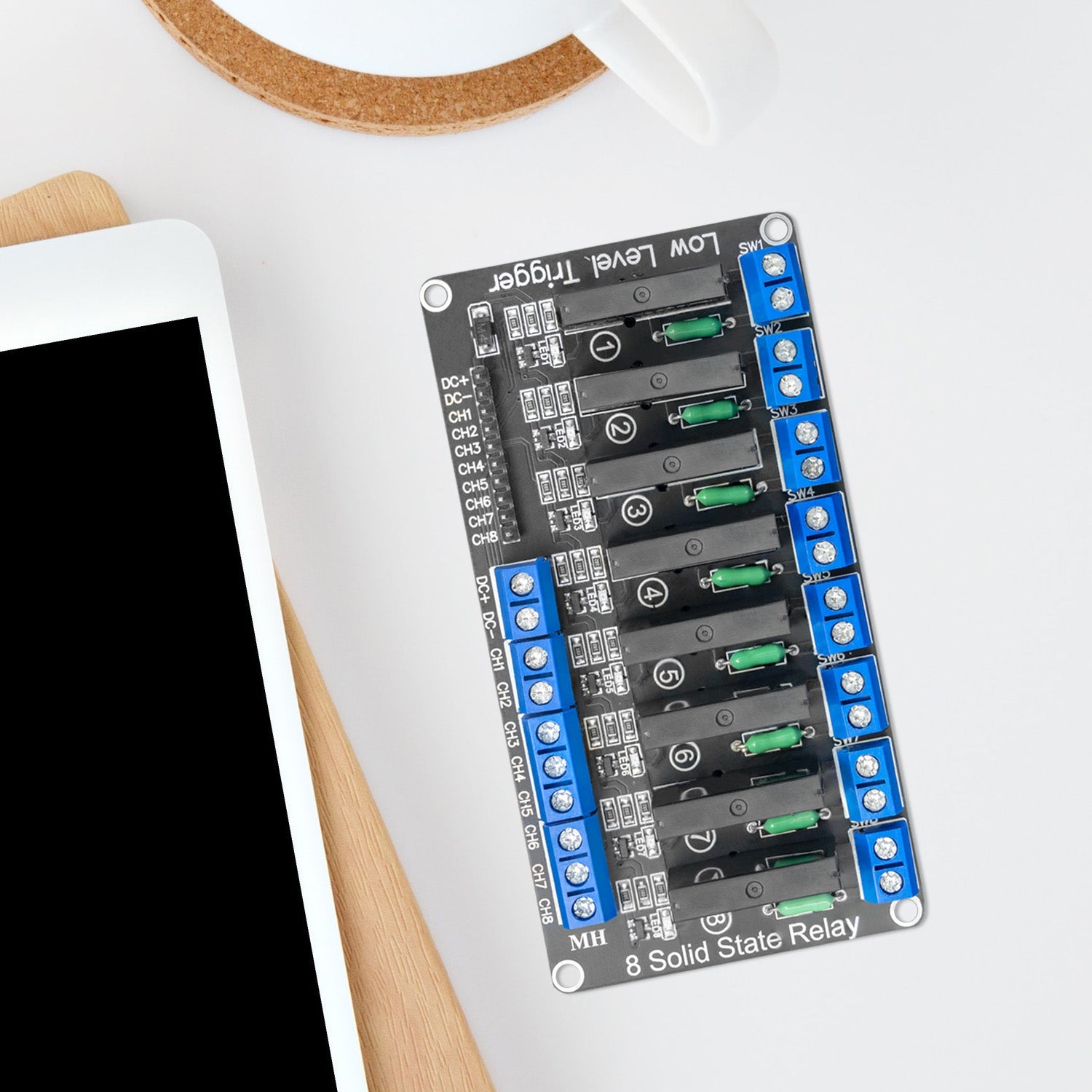 8 Channel Solid State Relay 5V DC Compatible with Arduino and Raspberry
